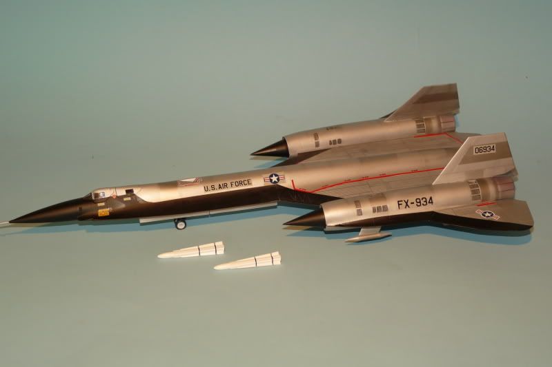 Italeri's Lockheed YF-12A ''Black (and silver)bird'' - Ready for Inspection - Aircraft ...