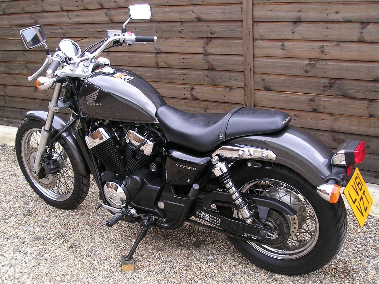 £ SOLD, Honda VT750S-B Shadow (1 owner, Standard and Original) 2012 61 Reg – Sargents of Sussex